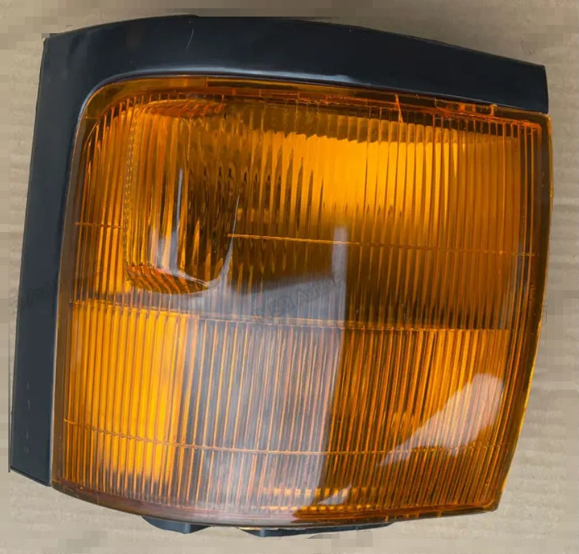 Front Indicators Light Left, Right Side for Toyota Coaster KingLong Go ...